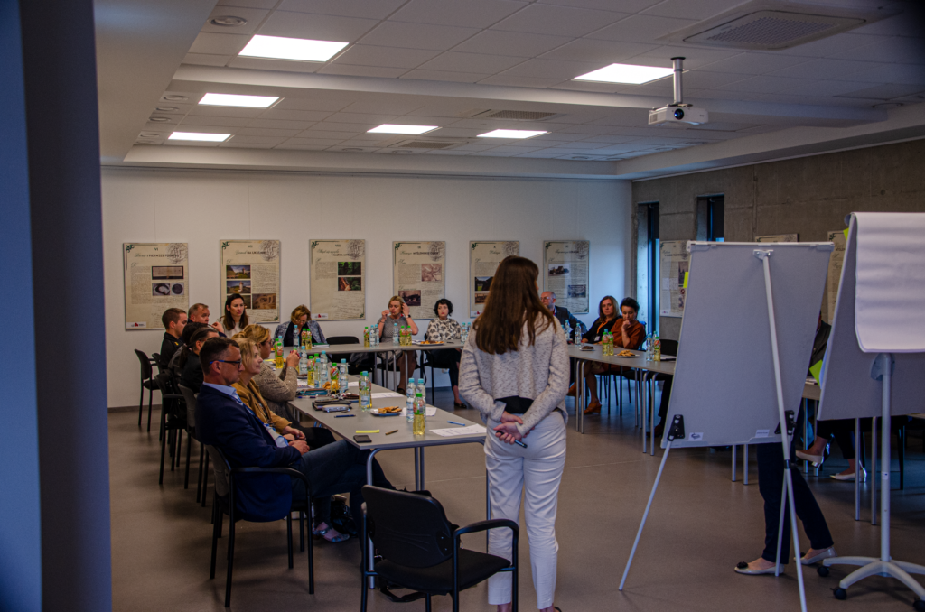 Konferencja CUS. Model Kooperacji 3 D - myslenicka24.pl